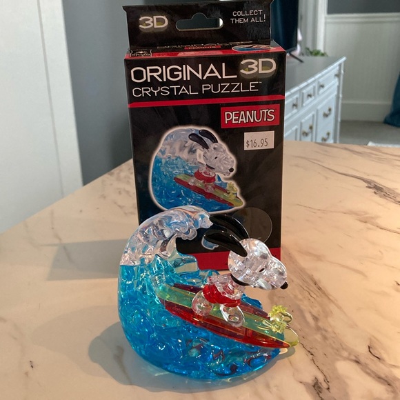 Peanuts | Games | 3d Crystal Puzzle Surfing Snoopy And Woodstock Wave ...